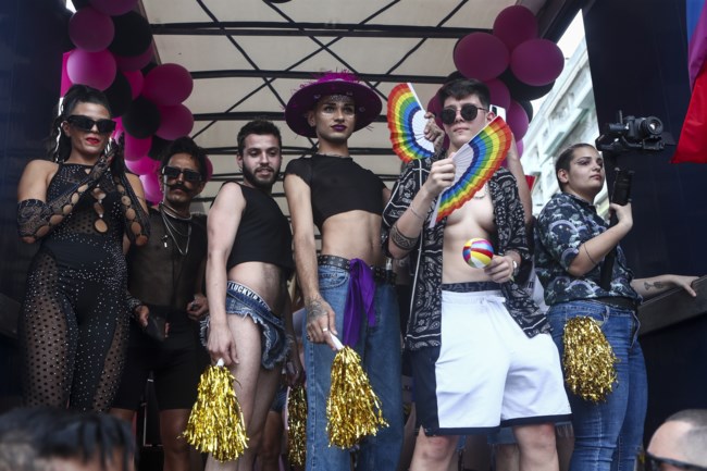 Thessaloniki Pride 2023: Χιλιάδες κόσμου στην παρέλαση - Γέμισαν χρώματα οι... | Ελλάδα Ειδήσεις