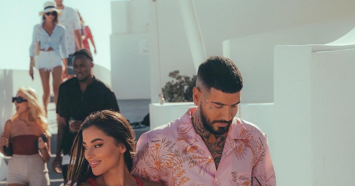 Αρραβωνιάστηκε ο Snik; - Η φωτογραφία με το μονόπετρο στο χέρι της... | People & Style Ειδήσεις