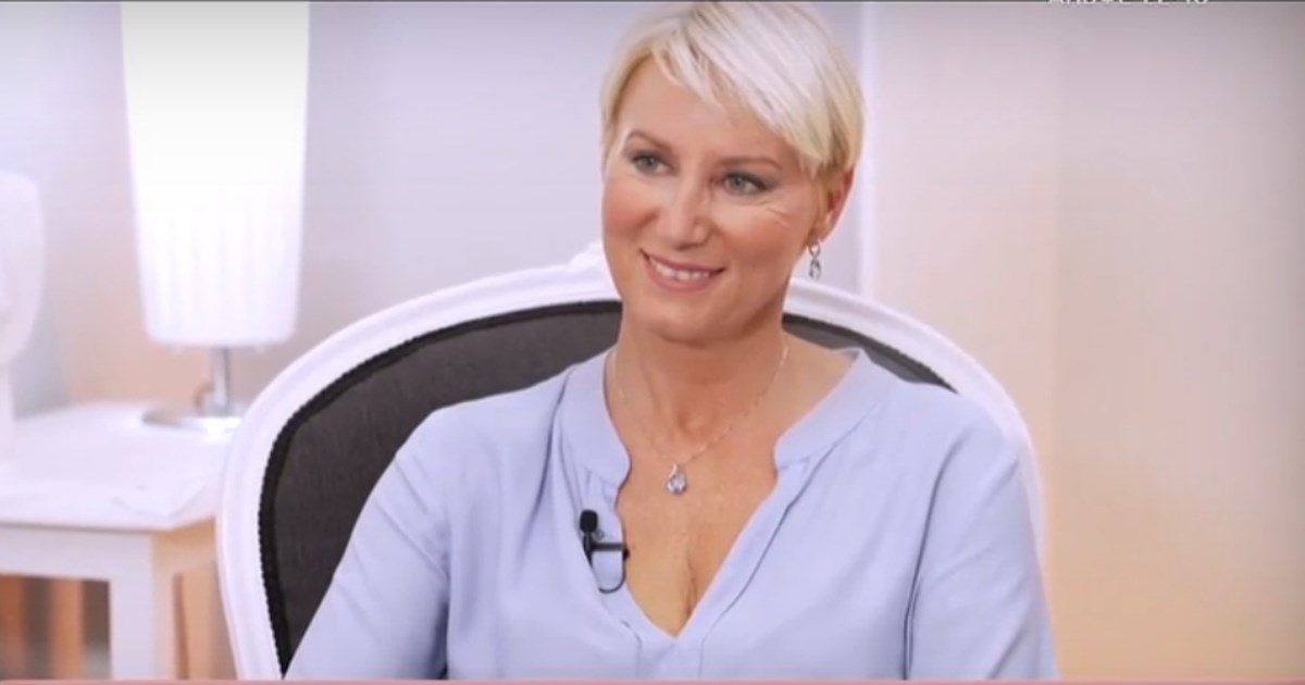 Νατάσα Παζαΐτη: Με τον γιο της, Αλέξανδρο σε έκθεση ζωγραφικής - Κομψοί ...