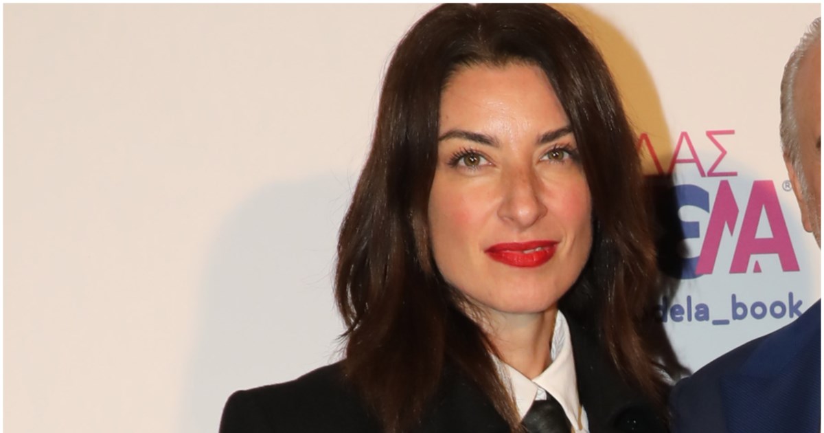 Άντζελα Ευριπίδη: Το μοντέλο των 90's φόρεσε το ιδανικό ανδρόγυνο look ...